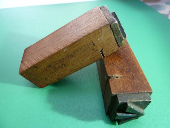 ZMW Militaria | WW2 Military Leatherworker's Broad Arrow Stamp