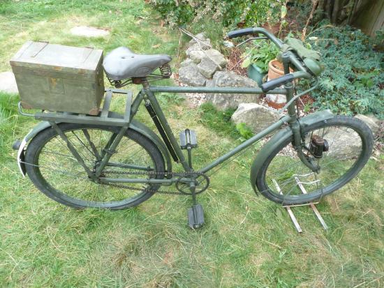 ZMW Militaria | Military Mercury Heavy Duty Bicycle c.1946