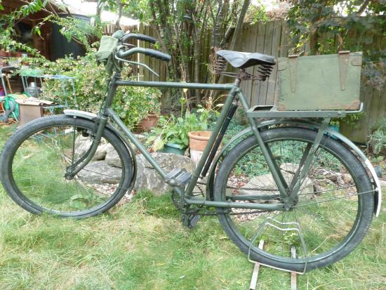 ZMW Militaria | Military Mercury Heavy Duty Bicycle c.1946